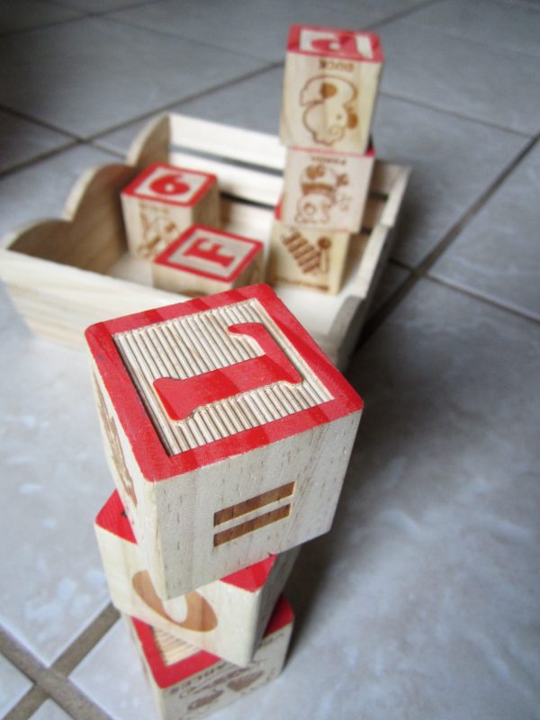 Montessori: Toddler Study of the Color RED - Mama's Happy Hive